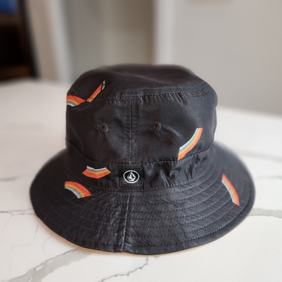 Volcom | Accessories | Outer Banks Reversible Bucket Hat Black Rainbow ...
